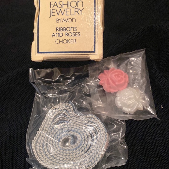 1982 AVON | Jewelry | Vintage Avon Ribbons And Roses Choker | Poshmark